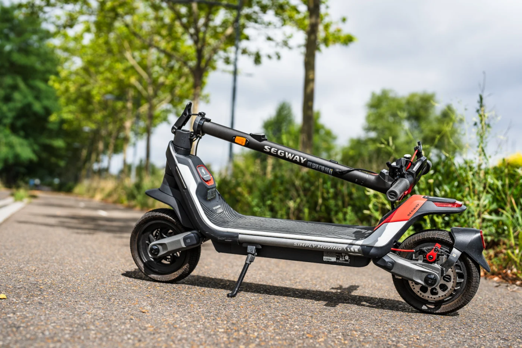 trottinette électrique Segway Ninebot P100SE au Maroc - Tech Hunters Maroc