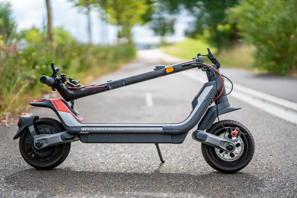 trottinette électrique Segway Ninebot P100SE au Maroc - Tech Hunters Maroc
